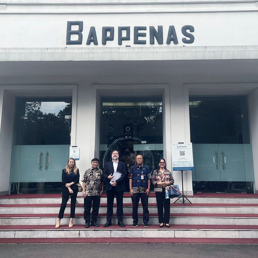 Pertemuan Bilateral antara Kedeputian Bidang Kemaritiman & Sumber Daya ...